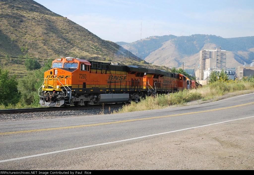 BNSF 7260